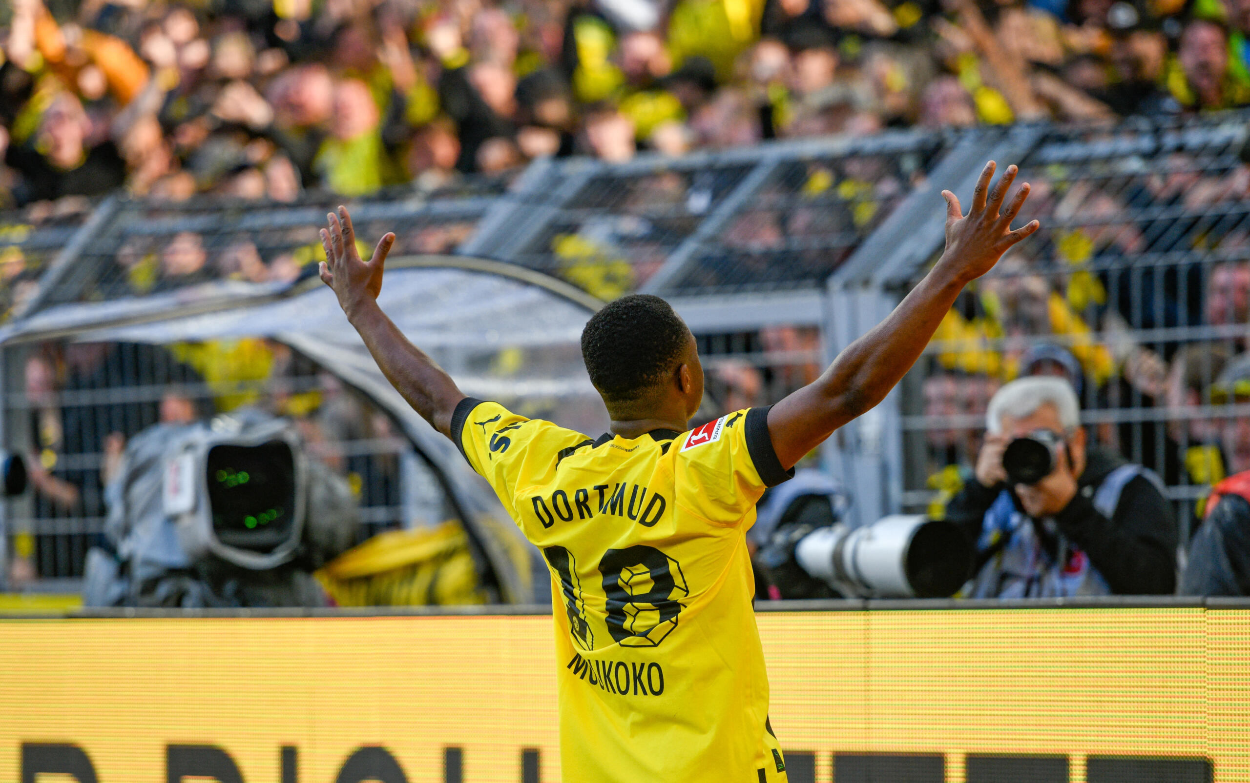 Borussia Dortmund, Moukoko non rinnova: 4 big su di lui | CIP